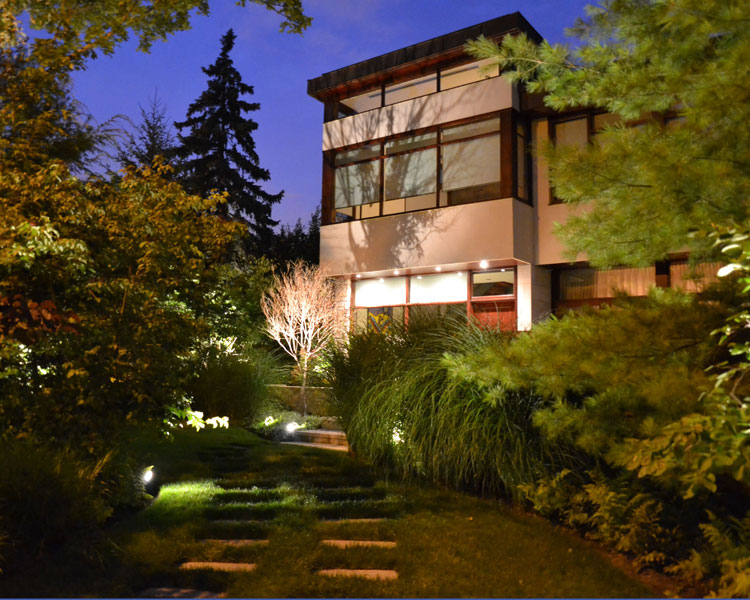 Landscape Lighting Toronto, Outdoor Lighting Toronto, Exterior Fixtures